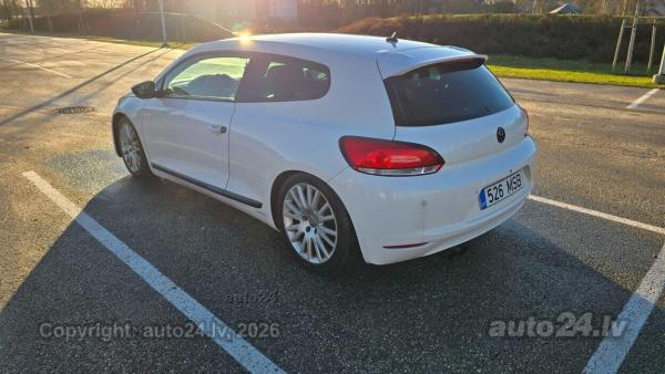 White Volkswagen Scirocco 2009 in Tallinn, with an engine capacity of 2.00 L and mileage of 288 thousand km for 4500 €, photo 4 on AUTOMOTO.COM.LV