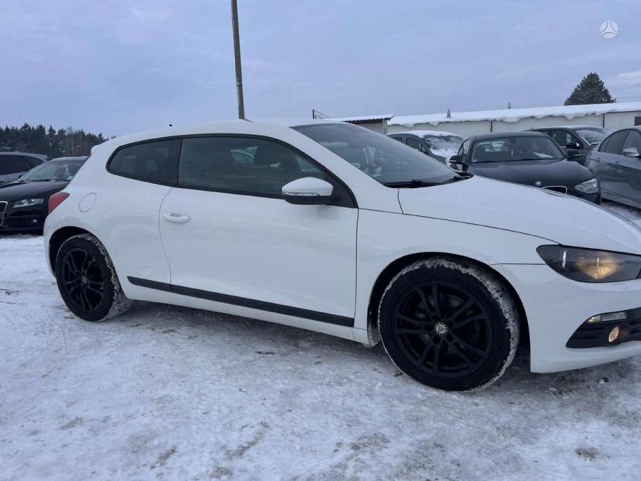 Balts Volkswagen Scirocco 2009 Utena, ar dzinēja tilpumu 1.39 L un nobraukumu 172 tūkst. km par 3900 €, foto 6 vietnē AUTOMOTO.COM.LV