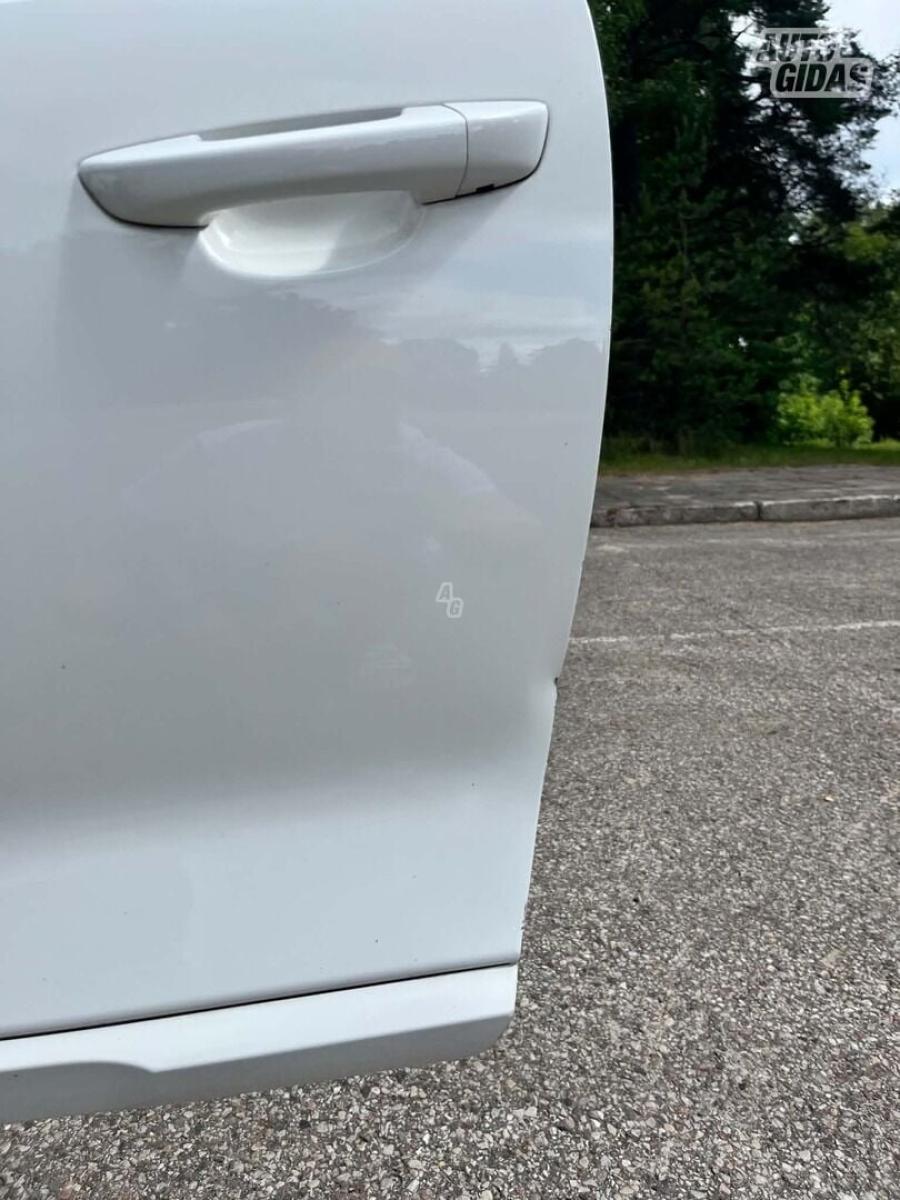 Balts Volkswagen Scirocco 2009 Kauņa, ar dzinēja tilpumu 2.00 L un nobraukumu 291 tūkst. km par 5200 €, foto 18 vietnē AUTOMOTO.COM.LV