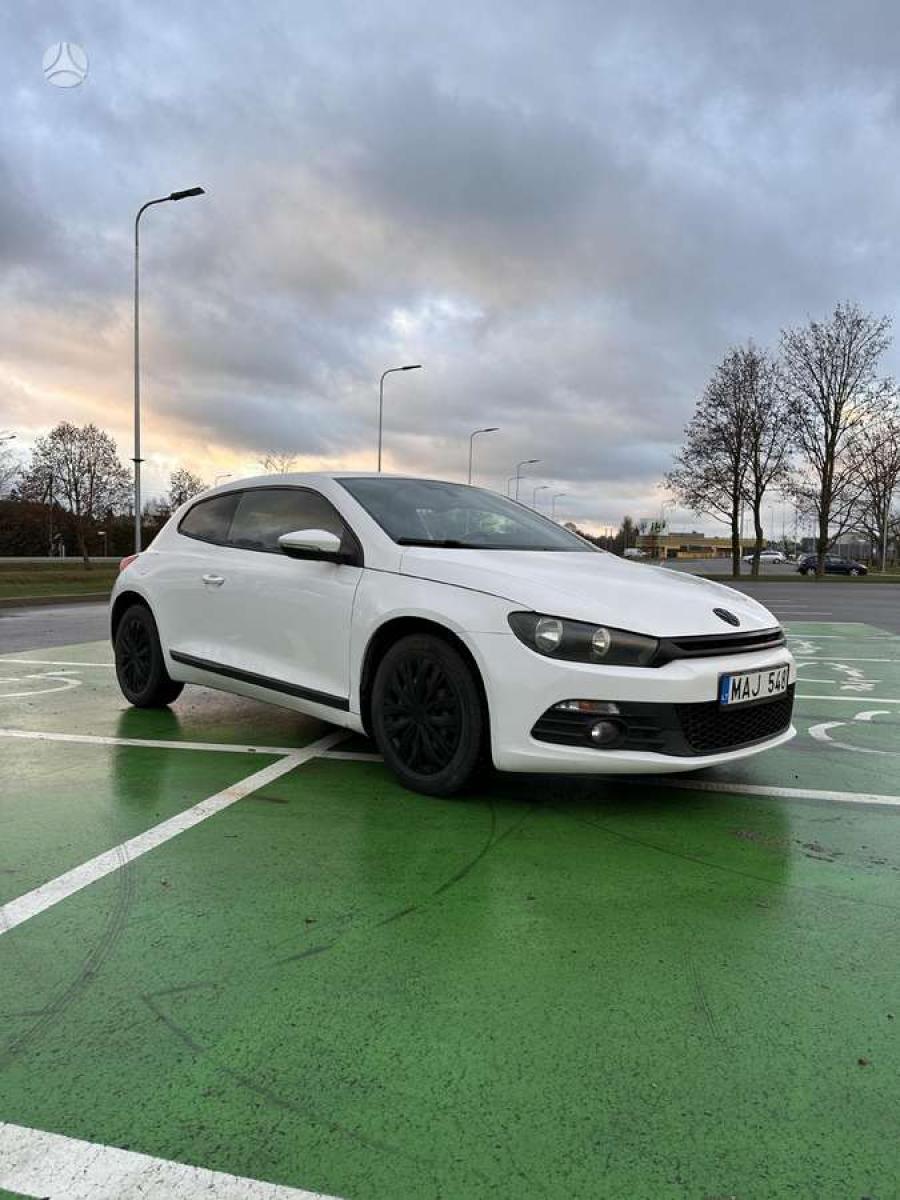 Balts Volkswagen Scirocco 2010 Kauņa, ar dzinēja tilpumu 1.39 L un nobraukumu 283 tūkst. km par 5100 €, foto 9 vietnē AUTOMOTO.COM.LV