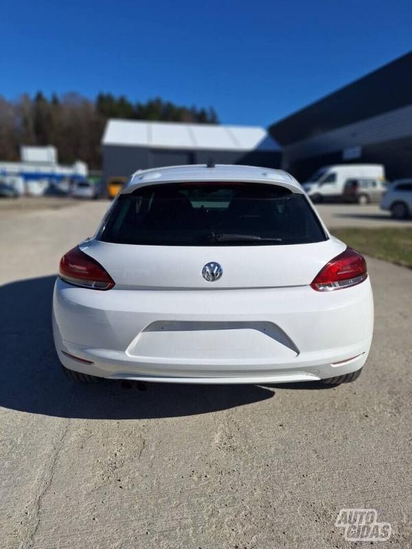 White Volkswagen Scirocco 2010 in Vilnius, with an engine capacity of 1.40 L and mileage of 279 thousand km for 3330 €, photo 6 on AUTOMOTO.COM.LV