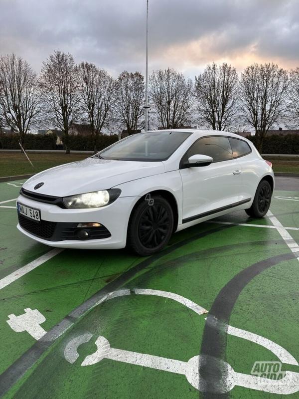 Balts Volkswagen Scirocco 2010 Kauņa, ar dzinēja tilpumu 1.40 L un nobraukumu 283 tūkst. km par 4650 €, foto 1 vietnē AUTOMOTO.COM.LV