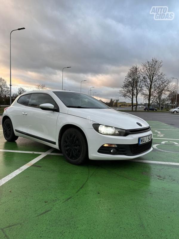 Balts Volkswagen Scirocco 2010 Kauņa, ar dzinēja tilpumu 1.40 L un nobraukumu 283 tūkst. km par 4650 €, foto 2 vietnē AUTOMOTO.COM.LV