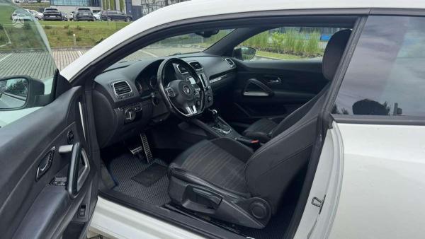 Balts Volkswagen Scirocco 2010 Klaipėda, ar dzinēja tilpumu 1.98 L un nobraukumu 241 tūkst. km par 6500 €, foto 8 vietnē AUTOMOTO.COM.LV