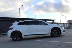 Balts Volkswagen Scirocco 2010 Kauņa, ar dzinēja tilpumu 1.39 L un nobraukumu 300 tūkst. km par 6000 €, foto 3 vietnē AUTOMOTO.COM.LV