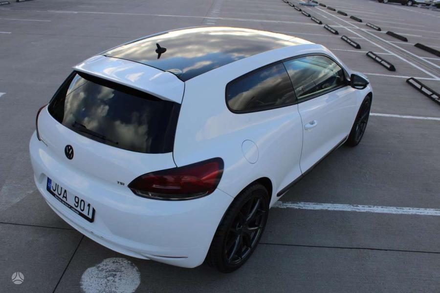 Balts Volkswagen Scirocco 2010 Kauņa, ar dzinēja tilpumu 1.39 L un nobraukumu 300 tūkst. km par 6000 €, foto 8 vietnē AUTOMOTO.COM.LV