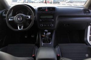 Balts Volkswagen Scirocco 2010 Kauņa, ar dzinēja tilpumu 1.39 L un nobraukumu 300 tūkst. km par 6000 €, foto 13 vietnē AUTOMOTO.COM.LV