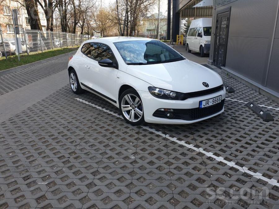 White Volkswagen Scirocco 2012 in Riga, with an engine capacity of 2.00 L and mileage of 335 thousand km for 4800 €, photo 1 on AUTOMOTO.COM.LV
