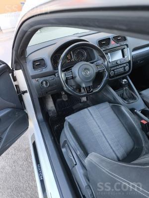 White Volkswagen Scirocco 2012 in Riga, with an engine capacity of 2.00 L and mileage of 335 thousand km for 4800 €, photo 4 on AUTOMOTO.COM.LV
