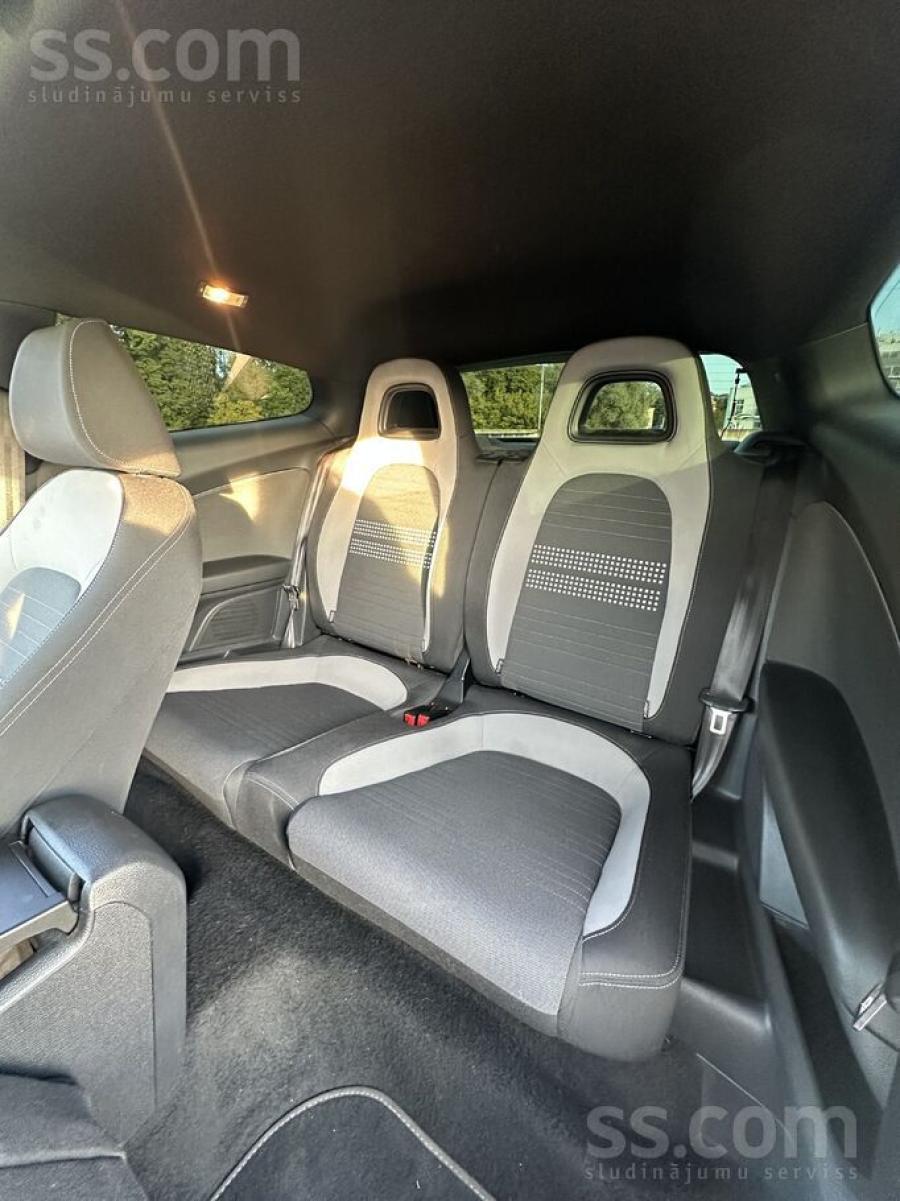 Balts Volkswagen Scirocco 2014 Rīga, ar dzinēja tilpumu 2.00 L un nobraukumu 192 tūkst. km par 7400 €, foto 13 vietnē AUTOMOTO.COM.LV