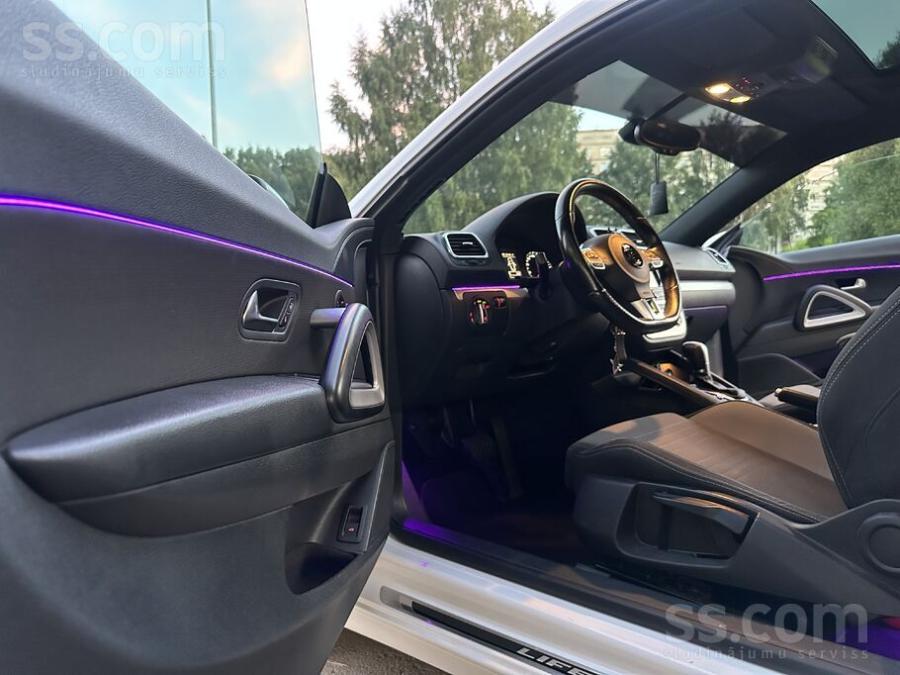 Balts Volkswagen Scirocco 2014 Rīga, ar dzinēja tilpumu 2.00 L un nobraukumu 192 tūkst. km par 7400 €, foto 15 vietnē AUTOMOTO.COM.LV