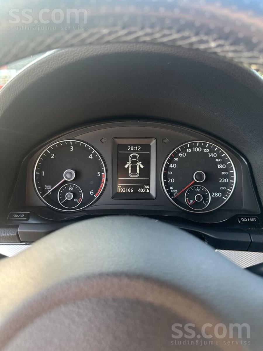 Balts Volkswagen Scirocco 2014 Rīga, ar dzinēja tilpumu 2.00 L un nobraukumu 192 tūkst. km par 6700 €, foto 15 vietnē AUTOMOTO.COM.LV