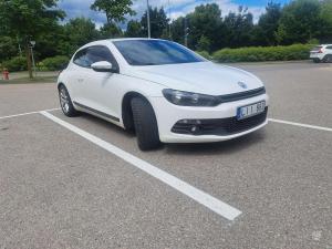 White Volkswagen Scirocco 2009 in Vilnius, with an engine capacity of 1.40 L and mileage of 248 thousand km for 2500 €, photo 4 on AUTOMOTO.COM.LV