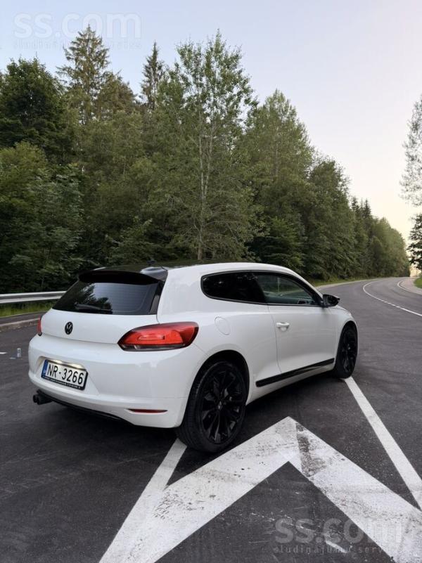 White Volkswagen Scirocco 2010 in Riga, with an engine capacity of 1.40 L and mileage of 253 thousand km for 5800 €, photo 4 on AUTOMOTO.COM.LV