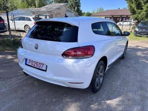 White Volkswagen Scirocco 2013 in Gargzdai, with an engine capacity of 1.40 L and mileage of 261 thousand km for 4499 €, photo 7 on AUTOMOTO.COM.LV