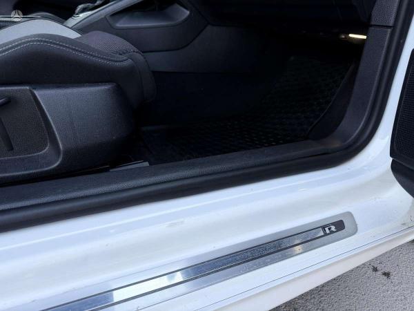 Balts Volkswagen Scirocco 2013 Kauņa, ar dzinēja tilpumu 2.00 L un nobraukumu 276 tūkst. km par 8800 €, foto 8 vietnē AUTOMOTO.COM.LV