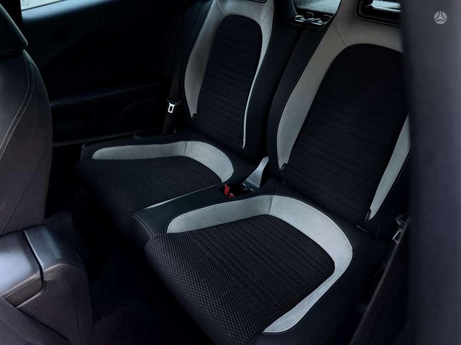 Balts Volkswagen Scirocco 2013 Kauņa, ar dzinēja tilpumu 2.00 L un nobraukumu 276 tūkst. km par 8800 €, foto 25 vietnē AUTOMOTO.COM.LV
