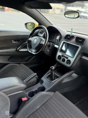 Dzeltens Volkswagen Scirocco 2010 Kauņa, ar dzinēja tilpumu 2.00 L un nobraukumu 314 tūkst. km par 4800 €, foto 7 vietnē AUTOMOTO.COM.LV