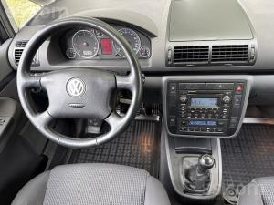 Melns Volkswagen Sharan 2007 Rīga, ar dzinēja tilpumu 2.00 L un nobraukumu 330 tūkst. km par 4200 €, foto 16 vietnē AUTOMOTO.COM.LV