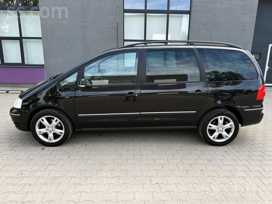 Melns Volkswagen Sharan 2007 Rīga, ar dzinēja tilpumu 2.00 L un nobraukumu 330 tūkst. km par 4200 €, foto 23 vietnē AUTOMOTO.COM.LV