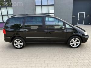 Melns Volkswagen Sharan 2007 Rīga, ar dzinēja tilpumu 2.00 L un nobraukumu 330 tūkst. km par 4200 €, foto 24 vietnē AUTOMOTO.COM.LV