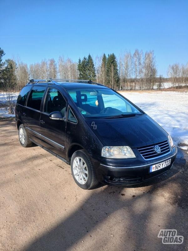 Black Volkswagen Sharan 2005 in Vilnius, with an engine capacity of 1.90 L and mileage of 336 thousand km for 2850 €, photo 1 on AUTOMOTO.COM.LV