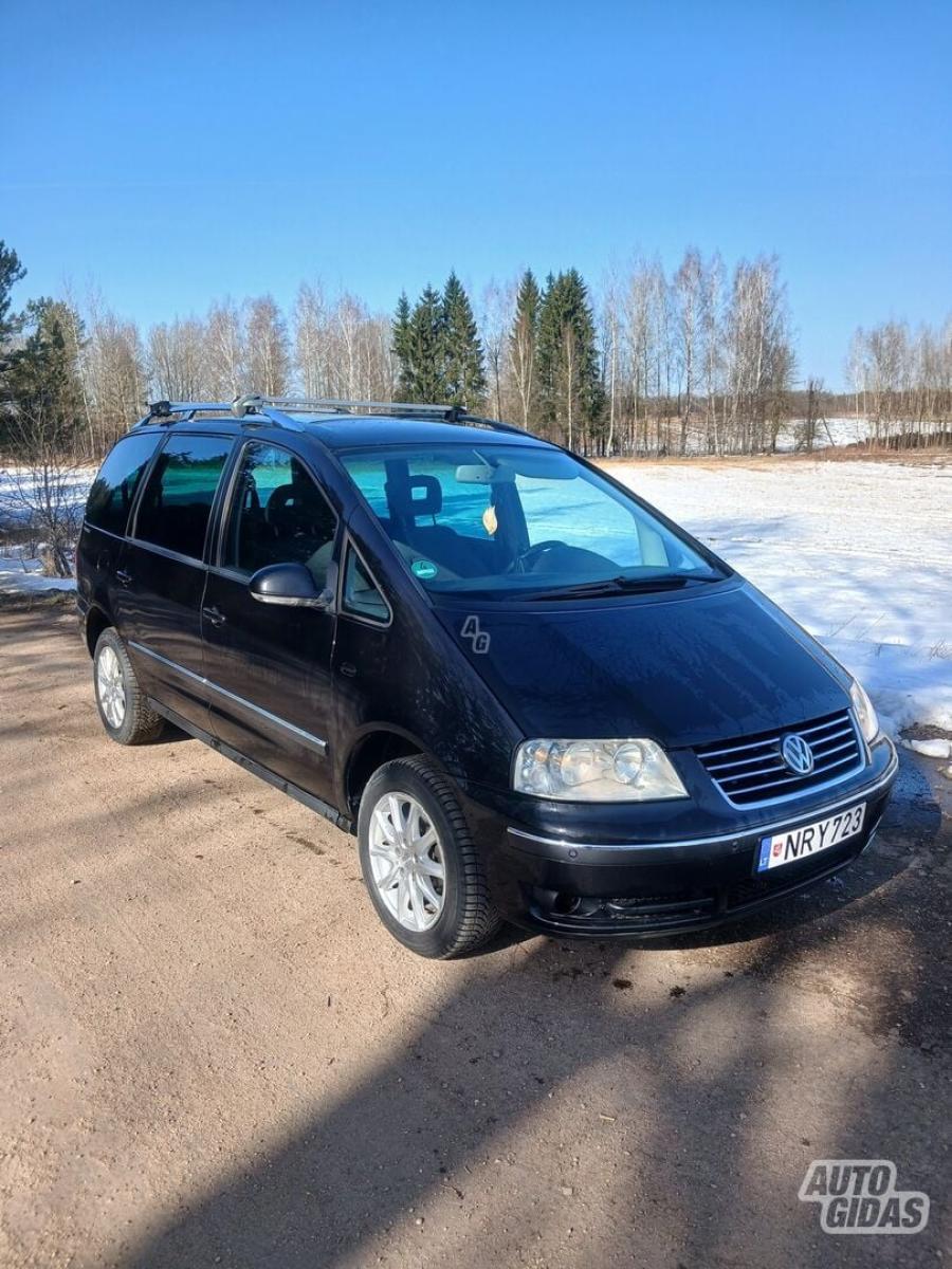Black Volkswagen Sharan 2005 in Vilnius, with an engine capacity of 1.90 L and mileage of 336 thousand km for 2850 €, photo 1 on AUTOMOTO.COM.LV