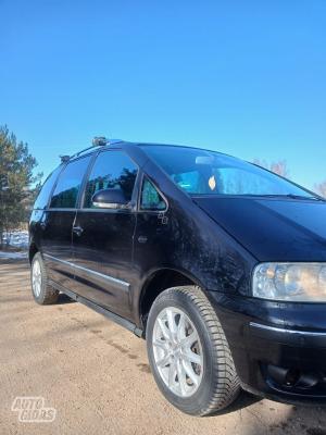 Black Volkswagen Sharan 2005 in Vilnius, with an engine capacity of 1.90 L and mileage of 336 thousand km for 2850 €, photo 11 on AUTOMOTO.COM.LV