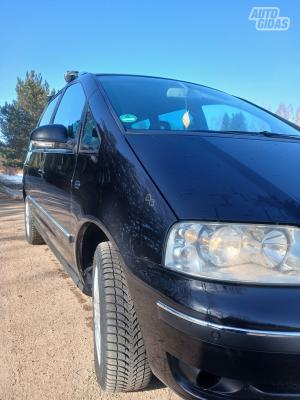 Black Volkswagen Sharan 2005 in Vilnius, with an engine capacity of 1.90 L and mileage of 336 thousand km for 2850 €, photo 13 on AUTOMOTO.COM.LV