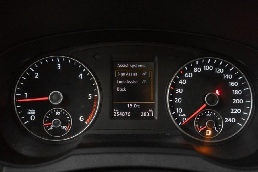 Black Volkswagen Sharan 2014 in Vilnius, with an engine capacity of 2.00 L and mileage of 255 thousand km for 11700 €, photo 11 on AUTOMOTO.COM.LV