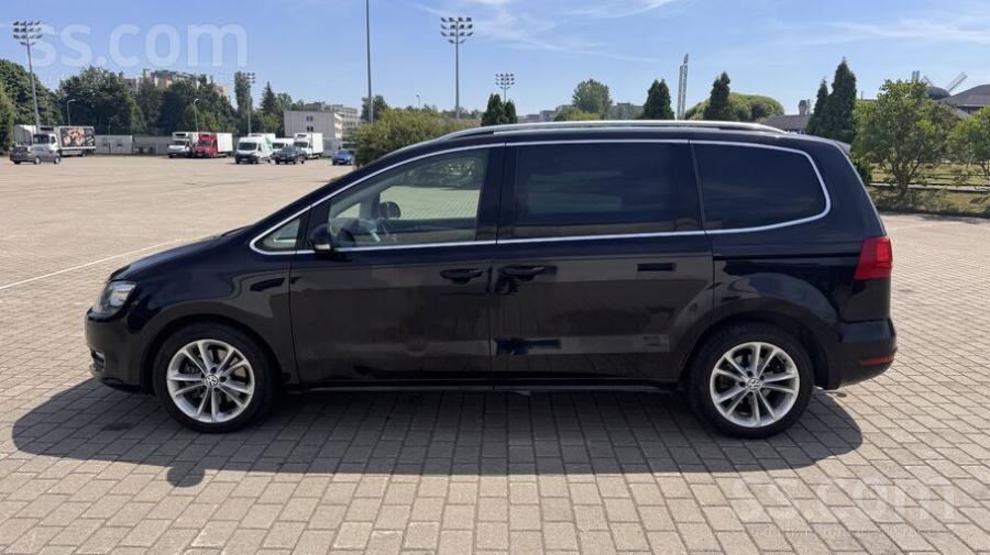 Melns Volkswagen Sharan 2015 Rīga, ar dzinēja tilpumu 2.00 L un nobraukumu 238 tūkst. km par 7600 €, foto 1 vietnē AUTOMOTO.COM.LV