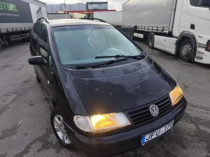Melns Volkswagen Sharan 1998 Klaipėda, ar dzinēja tilpumu 1.78 L un nobraukumu 300 tūkst. km par 1300 €, foto 12 vietnē AUTOMOTO.COM.LV