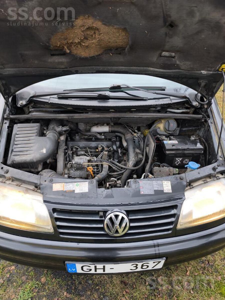 Melns Volkswagen Sharan 1999 Liepāja, ar dzinēja tilpumu 1.90 L un nobraukumu 498 tūkst. km par 950 €, foto 14 vietnē AUTOMOTO.COM.LV