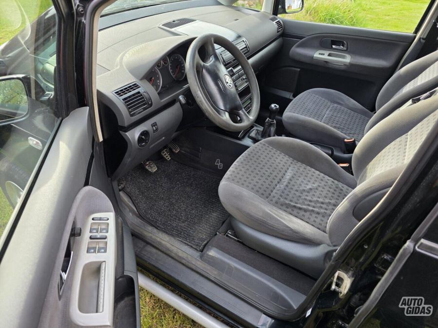 Melns Volkswagen Sharan 2000 Mažeikiai, ar dzinēja tilpumu 1.90 L un nobraukumu 323 tūkst. km par 600 €, foto 3 vietnē AUTOMOTO.COM.LV