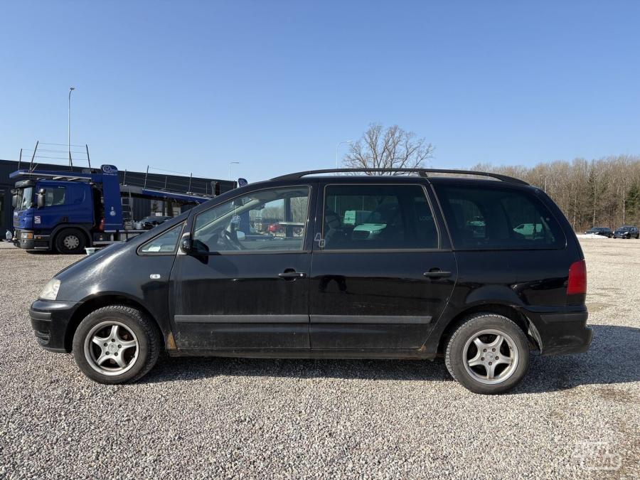 Melns Volkswagen Sharan 2001 Kauņa, ar dzinēja tilpumu 1.90 L un nobraukumu 418 tūkst. km par 600 €, foto 9 vietnē AUTOMOTO.COM.LV
