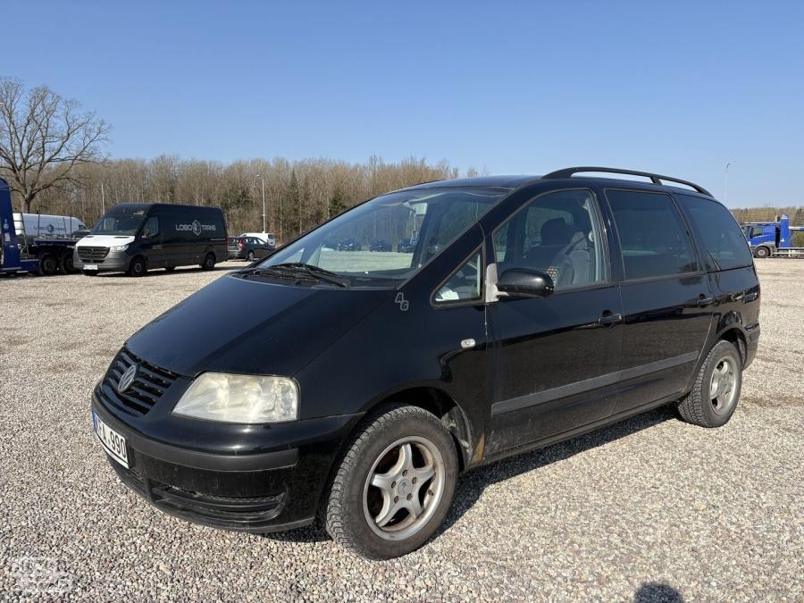Melns Volkswagen Sharan 2001 Kauņa, ar dzinēja tilpumu 1.90 L un nobraukumu 418 tūkst. km par 600 €, foto 10 vietnē AUTOMOTO.COM.LV