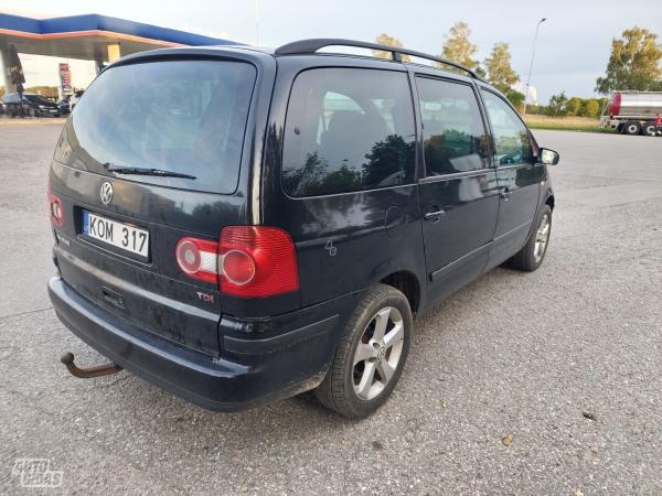 Melns Volkswagen Sharan 2001 Jonava, ar dzinēja tilpumu 1.90 L un nobraukumu 342 tūkst. km par 1200 €, foto 4 vietnē AUTOMOTO.COM.LV