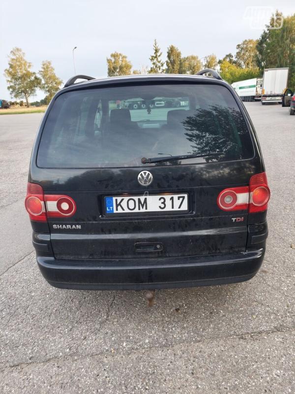 Melns Volkswagen Sharan 2001 Jonava, ar dzinēja tilpumu 1.90 L un nobraukumu 342 tūkst. km par 1200 €, foto 7 vietnē AUTOMOTO.COM.LV