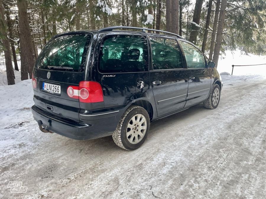 Melns Volkswagen Sharan 2002 Viļņa, ar dzinēja tilpumu 1.90 L un nobraukumu 333 tūkst. km par 1650 €, foto 3 vietnē AUTOMOTO.COM.LV