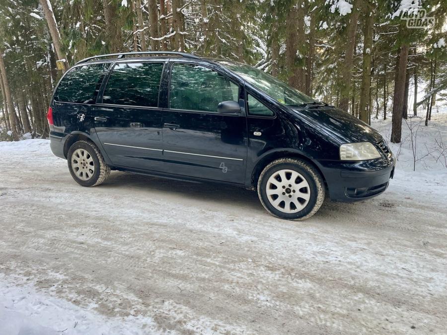 Melns Volkswagen Sharan 2002 Viļņa, ar dzinēja tilpumu 1.90 L un nobraukumu 333 tūkst. km par 1650 €, foto 7 vietnē AUTOMOTO.COM.LV