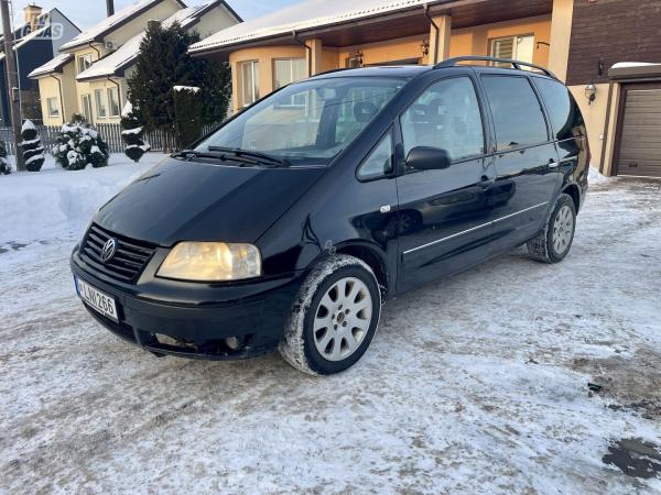 Black Volkswagen Sharan 2002 in Vilnius, with an engine capacity of 1.90 L and mileage of 333 thousand km for 1650 €, photo 1 on AUTOMOTO.COM.LV