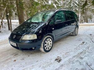 Black Volkswagen Sharan 2002 in Vilnius, with an engine capacity of 1.90 L and mileage of 333 thousand km for 1700 €, photo  on AUTOMOTO.COM.LV