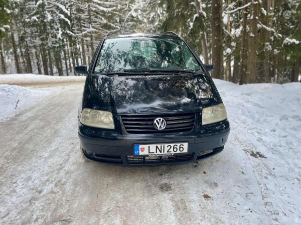 Melns Volkswagen Sharan 2002 Viļņa, ar dzinēja tilpumu 1.90 L un nobraukumu 333 tūkst. km par 1650 €, foto 8 vietnē AUTOMOTO.COM.LV