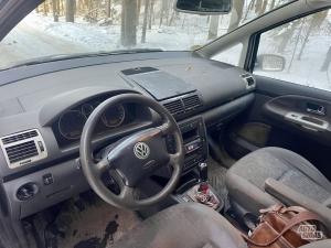 Melns Volkswagen Sharan 2002 Viļņa, ar dzinēja tilpumu 1.90 L un nobraukumu 333 tūkst. km par 1500 €, foto 12 vietnē AUTOMOTO.COM.LV