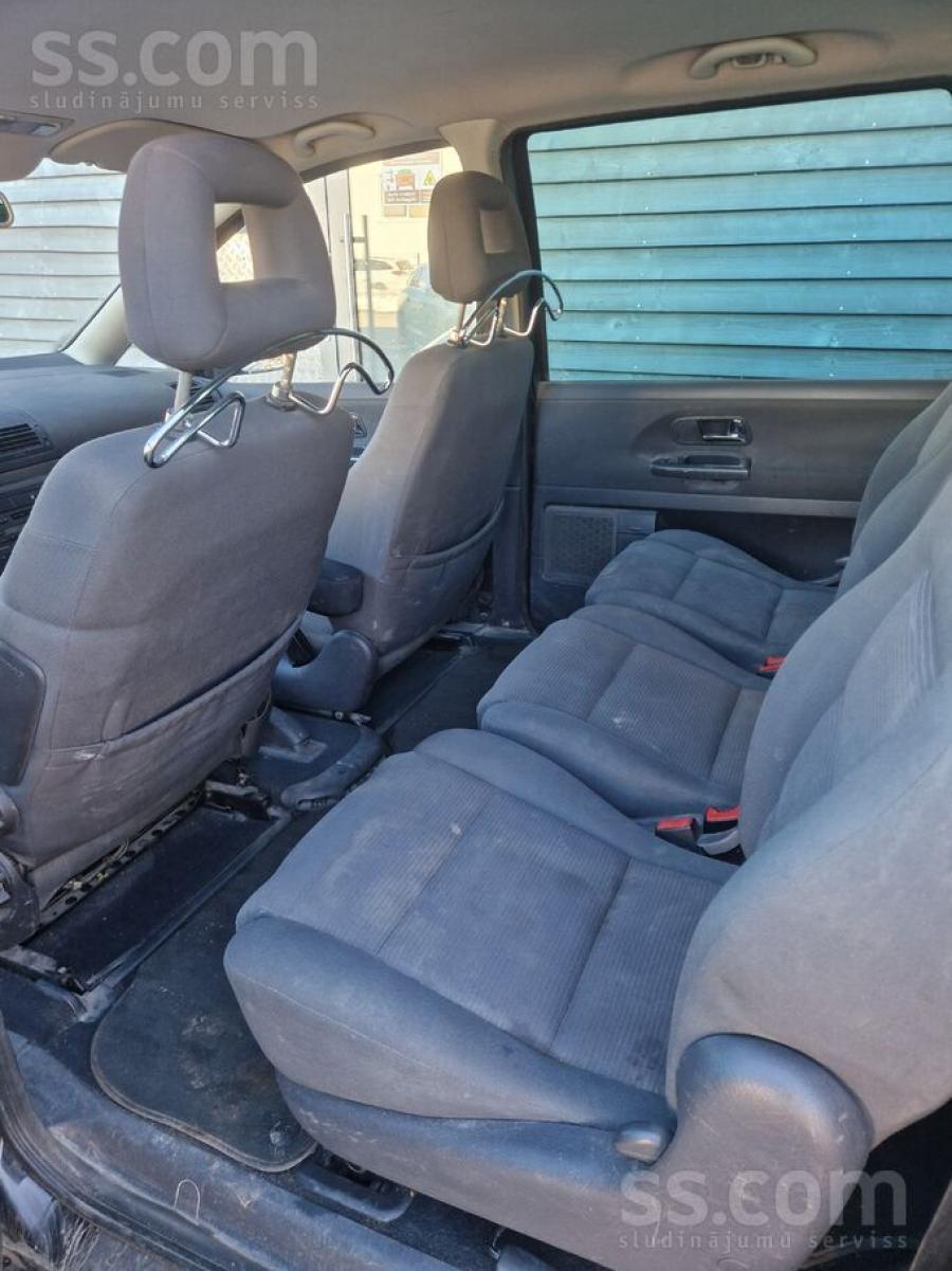Melns Volkswagen Sharan 2002 Jelgava, ar dzinēja tilpumu 1.90 L un nobraukumu 284 tūkst. km par 750 €, foto 8 vietnē AUTOMOTO.COM.LV