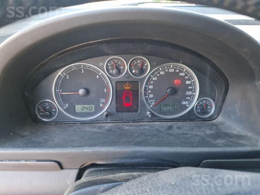 Melns Volkswagen Sharan 2002 Jelgava, ar dzinēja tilpumu 1.90 L un nobraukumu 284 tūkst. km par 750 €, foto 11 vietnē AUTOMOTO.COM.LV