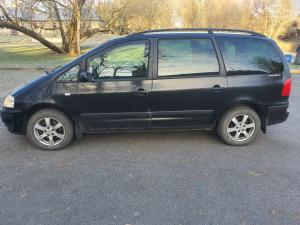 Melns Volkswagen Sharan 2003 Jurbarkas, ar dzinēja tilpumu 1.90 L un nobraukumu 299 tūkst. km par 1450 €, foto  vietnē AUTOMOTO.COM.LV