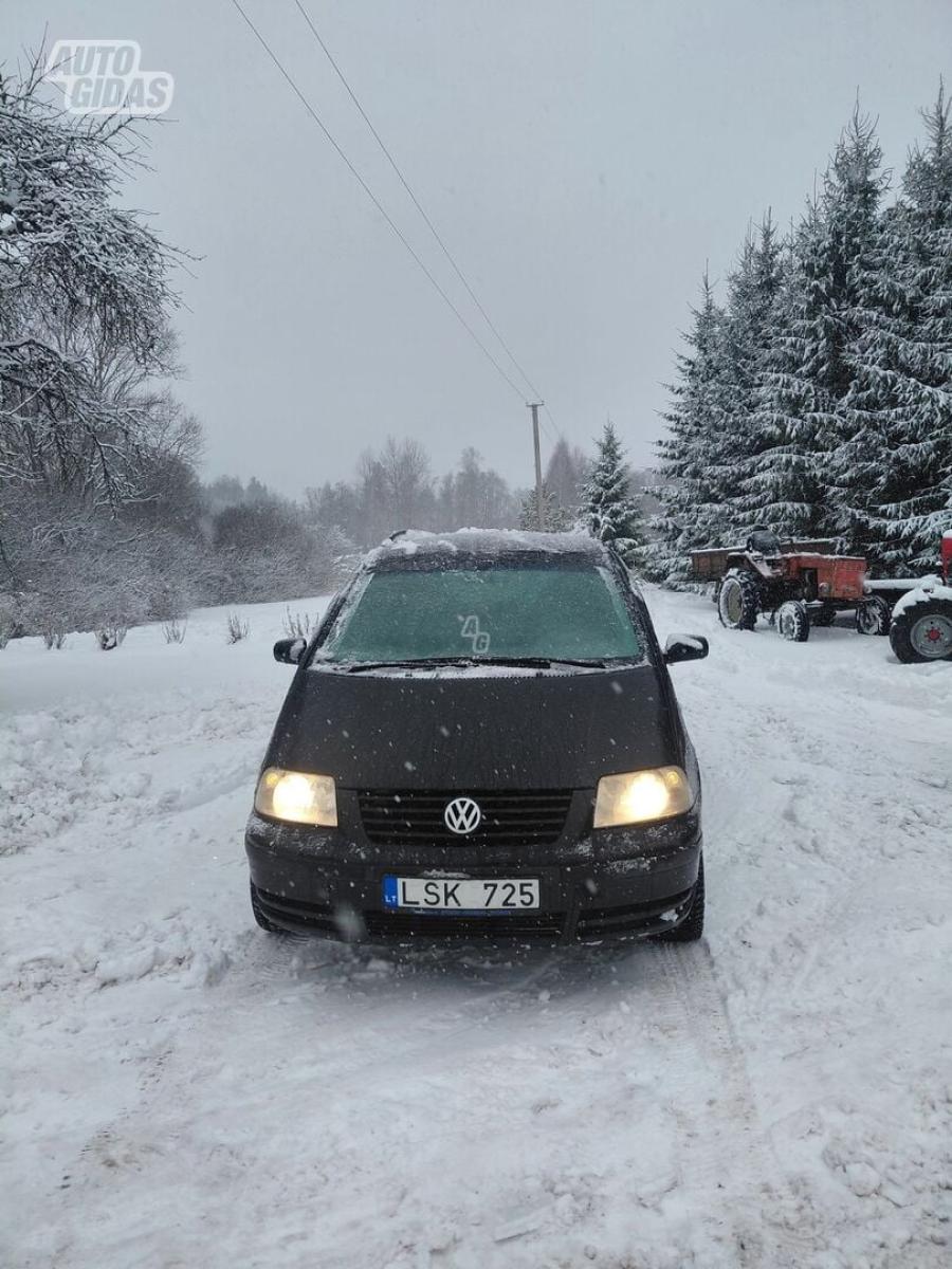 Melns Volkswagen Sharan 2003 Utena, ar dzinēja tilpumu 1.90 L un nobraukumu 305 tūkst. km par 500 €, foto 5 vietnē AUTOMOTO.COM.LV
