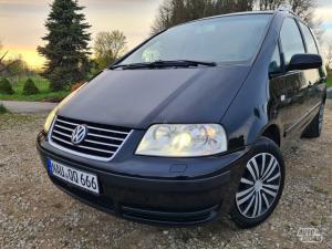Black Volkswagen Sharan 2003 in Klaipeda, with an engine capacity of 1.90 L and mileage of 315 thousand km for 2699 €, photo 37 on AUTOMOTO.COM.LV