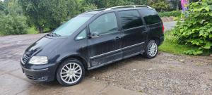Melns Volkswagen Sharan 2003 Kauņa, ar dzinēja tilpumu 1.80 L un nobraukumu 340 tūkst. km par 860 €, foto 4 vietnē AUTOMOTO.COM.LV